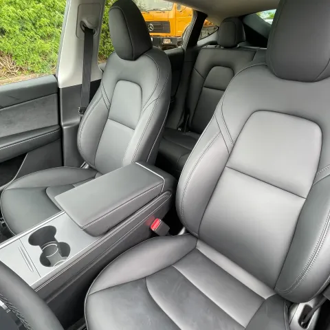 tesla_model_y_2024_img_10